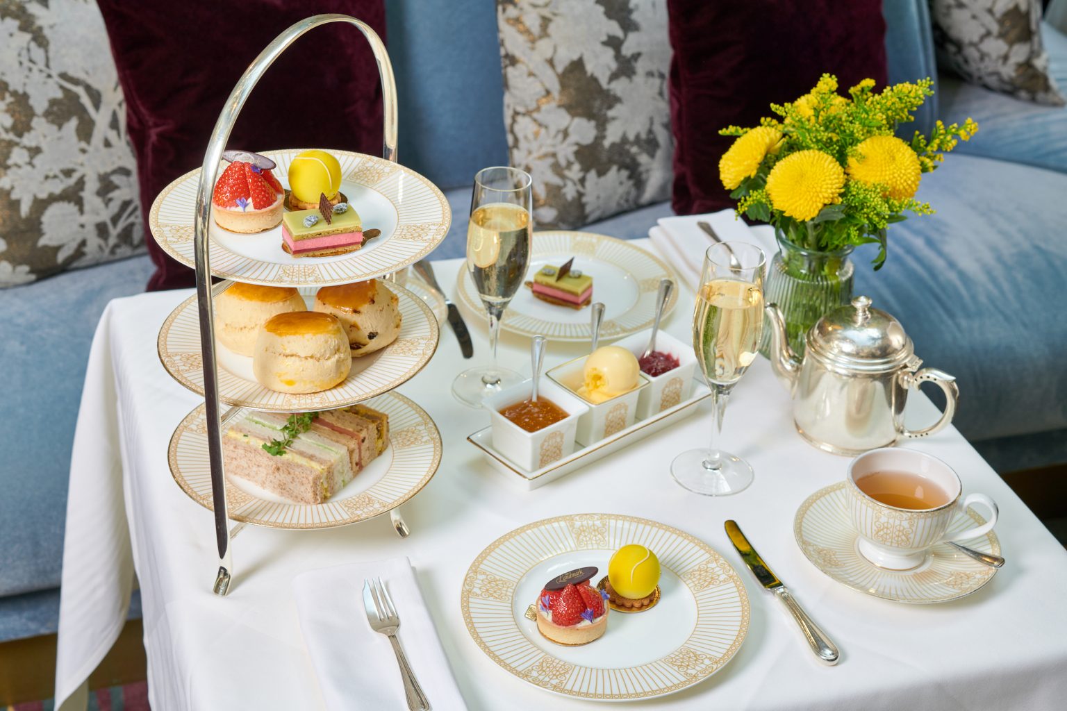 WIMBLEDON AFTERNOON TEA AT THE LANDMARK LONDON - LifeStyleLinked.com